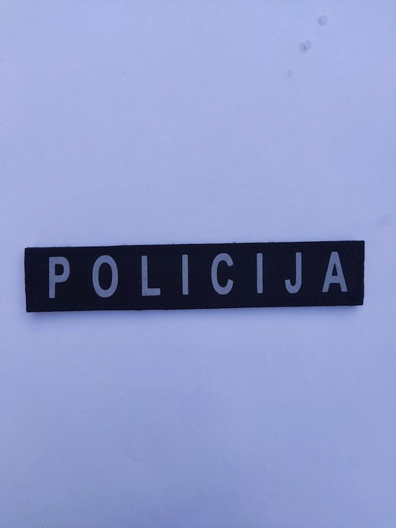 Oznaka POLICIJA – latinica – čičak