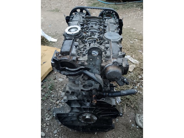 MOTOR VOLVO S40 2,0 TURBO BENZIN