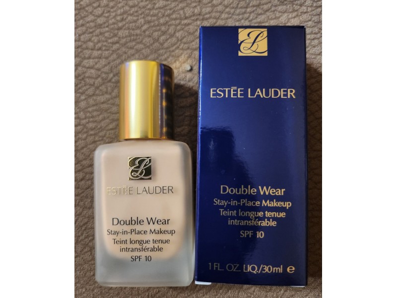 Tecni puder Ester Lauder