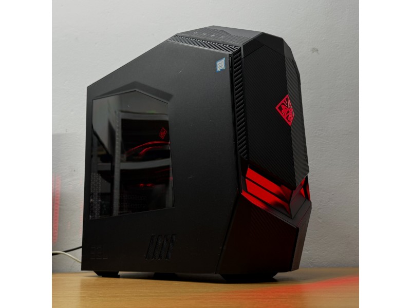 MONSTRUM - HP OMEN i7/32GB RAM/GRAFIKA 8GB/VODENO- TOP!