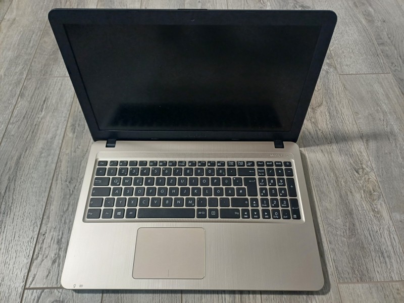 Laptop Asus X540L , 8GB , I3 , SSD, Full HD , ocuvan