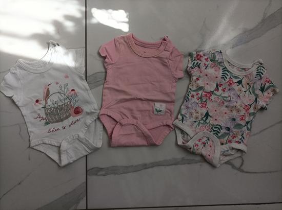     SoCute set od 3 bodića za bebu devojčicu