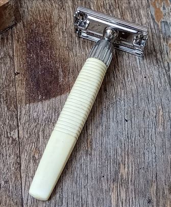 Brijač Gillette Slim Twist