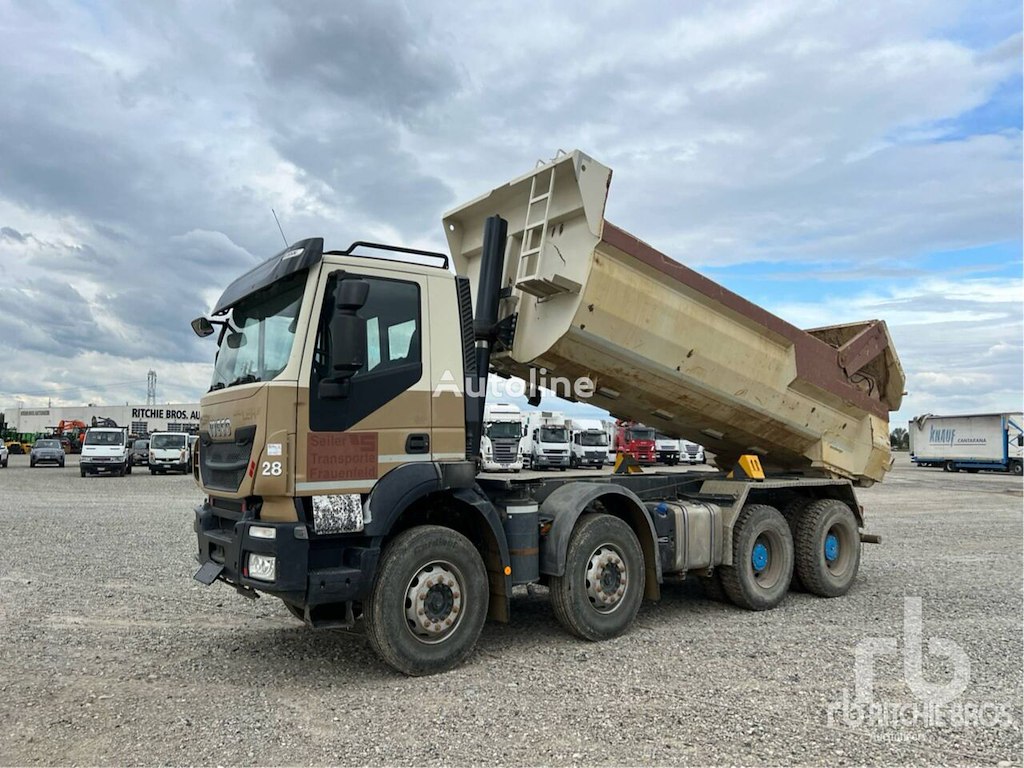 Prodaje se IVECO TRAKKER 410 8x4 kiper na aukciji