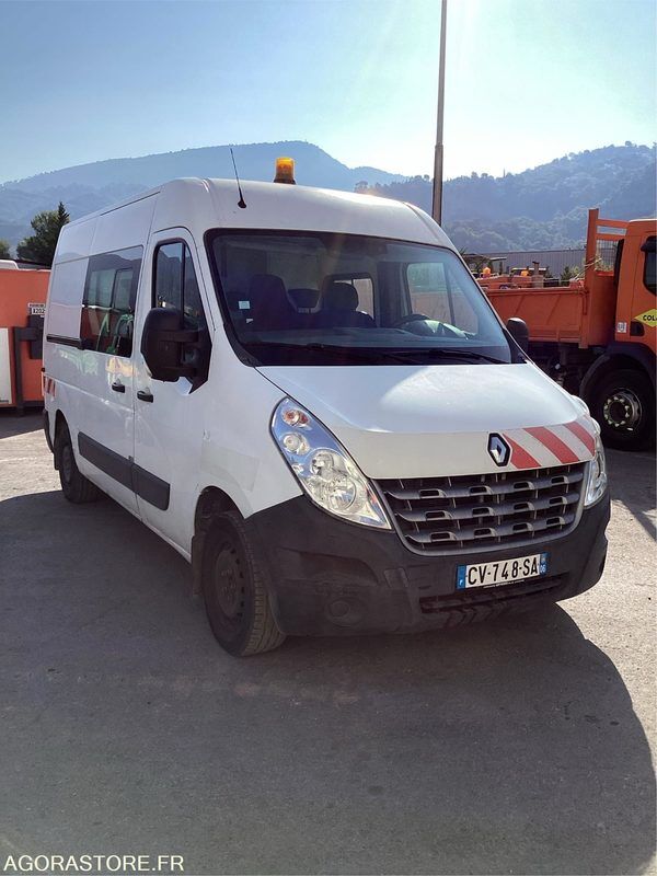 Prodaje se Renault MASTER minibus furgon na aukciji