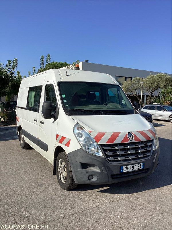 Prodaje se Renault MASTER minibus furgon na aukciji