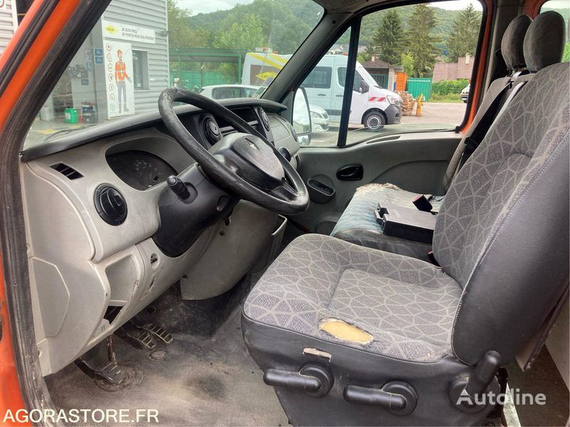 Prodaje se Renault MASTER minibus furgon na aukciji