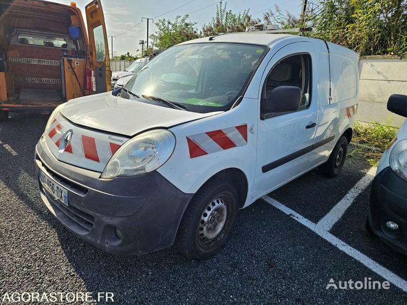 Prodaje se Renault Kangoo laki furgon na aukciji