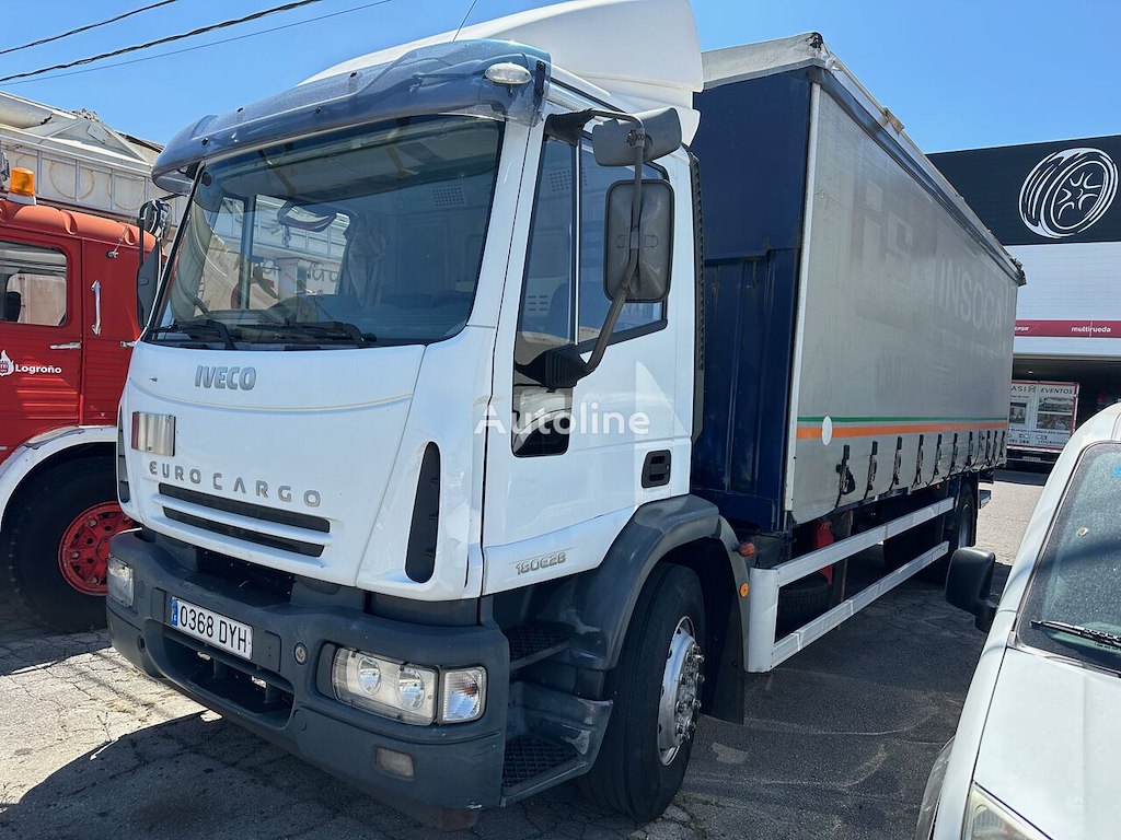 IVECO ML180E28 4X2 kamion s ravnom platformom