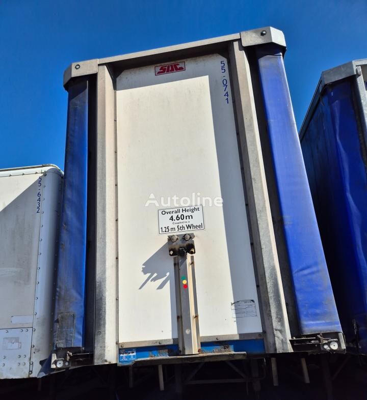 SDC Curtainsider Trailer poluprikolica sa kliznom ceradom