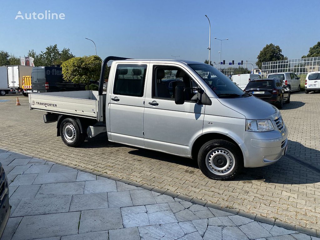 Volkswagen Transporter T5 / 4X4 / DOKA / BIG SERVICE / TRANSPORT POSSIBLE kamion s ravnom platformom < 3.5t