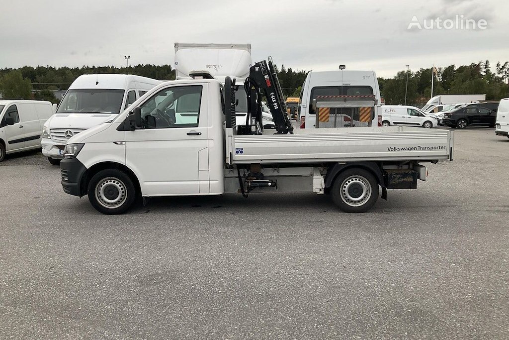 Prodaje se Volkswagen Transporter kamion s ravnom platformom < 3.5t na aukciji