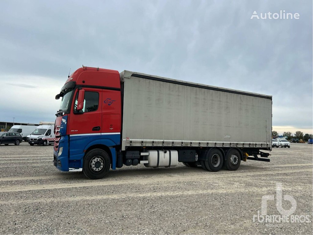 Prodaje se Mercedes-Benz ACTROS 2542 6x2 kamion s ceradom na aukciji