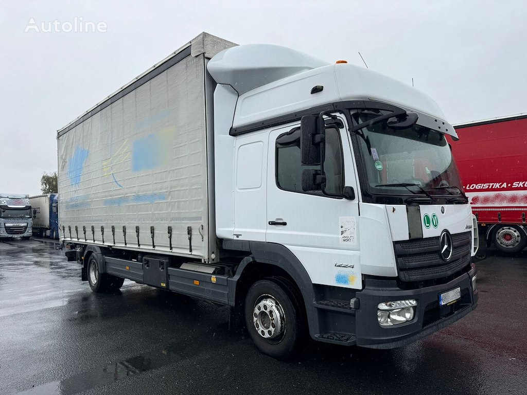 Mercedes-Benz Atego 1224 kamion s ceradom