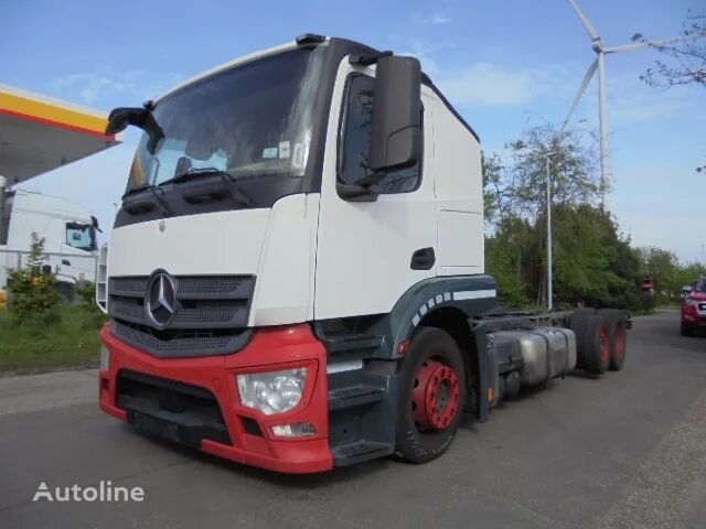 Mercedes-Benz Actros 2336 LL 6X2 EUR 6 autotransporter