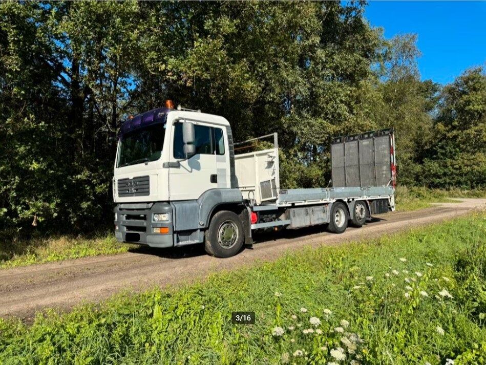 MAN Vehicle Transporter with Ramp autotransporter