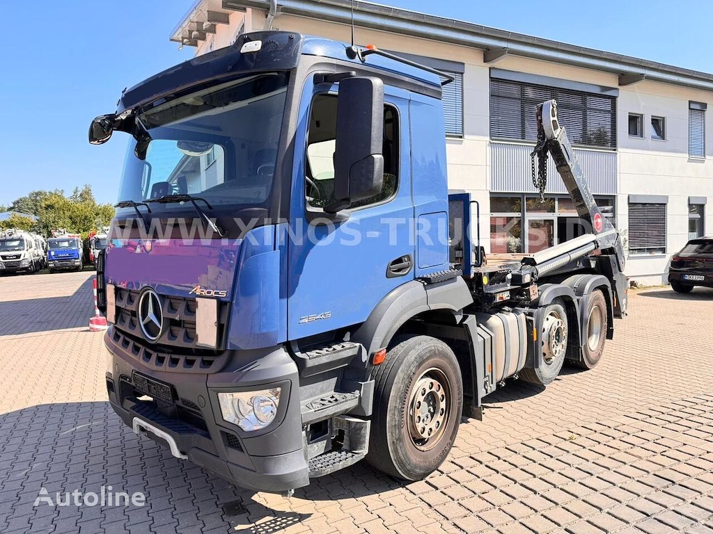 Mercedes-Benz Arocs 2543 kamion autopodizač kontejnera