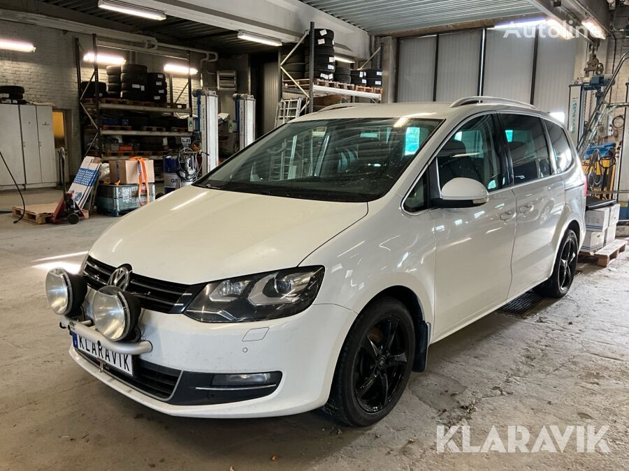 Prodaje se Volkswagen Sharan minivan na aukciji