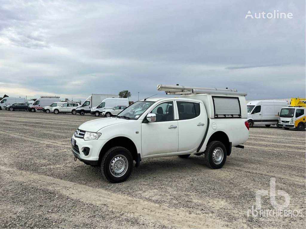 Prodaje se Mitsubishi L200 4x4 Crew Cab pikap na aukciji