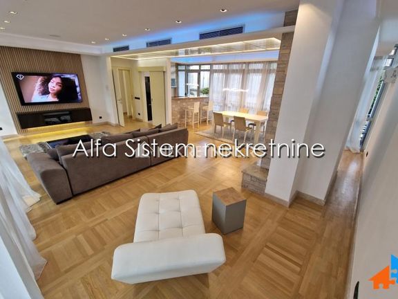 Savski venac, Dedinje, 3.0 stan, 148m2, 2500 EUR