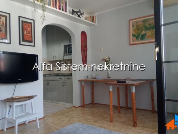 Zvezdara, Vukov spomenik, 2.0 stan, 39m2, 600 EUR