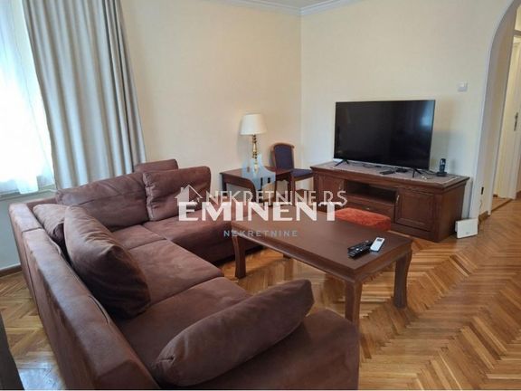 Vračar, Crveni krst, Mileševska, 3.0, 70m2, 950 EUR