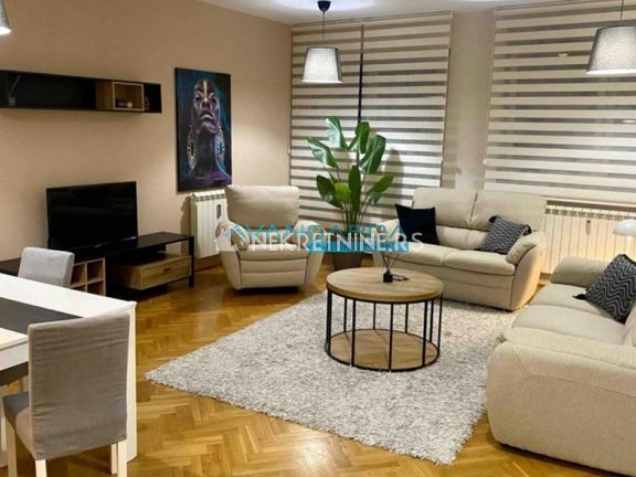 Stari grad, Centar, Stevana Sremca, 3.0 stan, 88m2, 1500 EUR