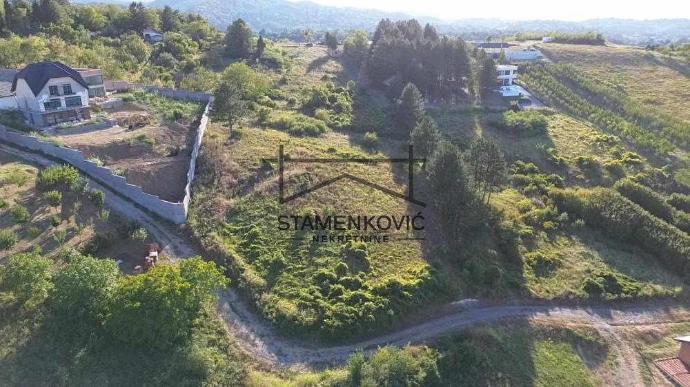 Jedinstven Plac na Fruškoj Gori - Alibegovac - Široka Gudura ID#6619
97.850 €