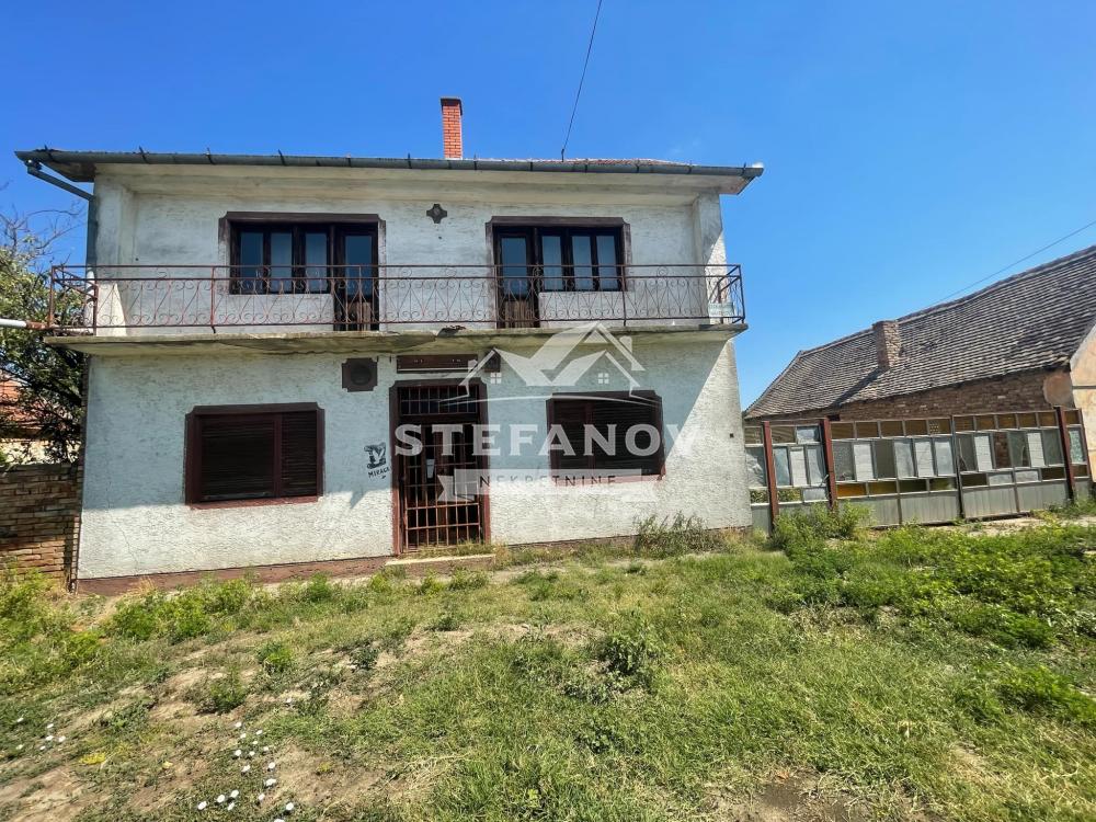 Kuća sa lokalom u Orlovatu ID#1716 29.000 €