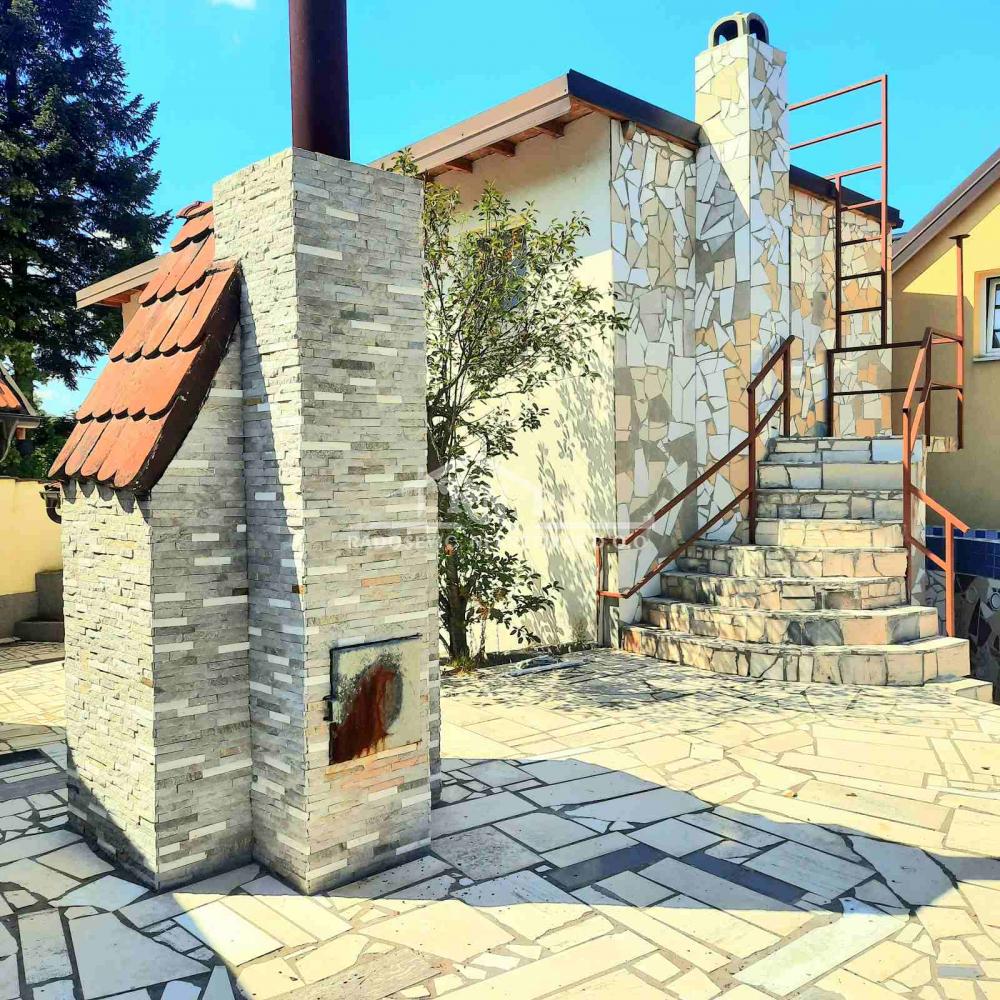 Banja Koviljača, 1. Maja, 49m2+44m2 ID#1378 89.000 €