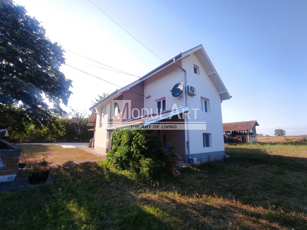 Odlična kuća u Mladenovcu 136m2 ID#1113 150.000 €