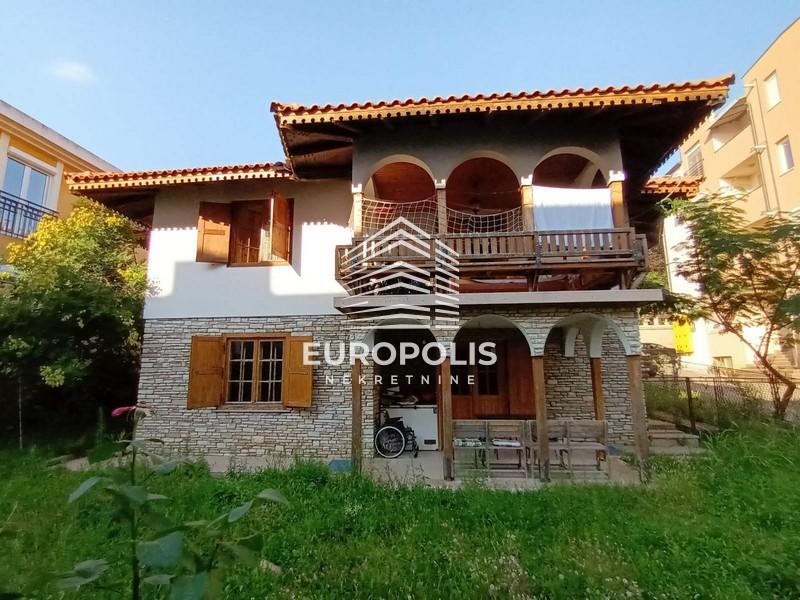 Prodaja, porodična kuća ID#5385 585.000 €