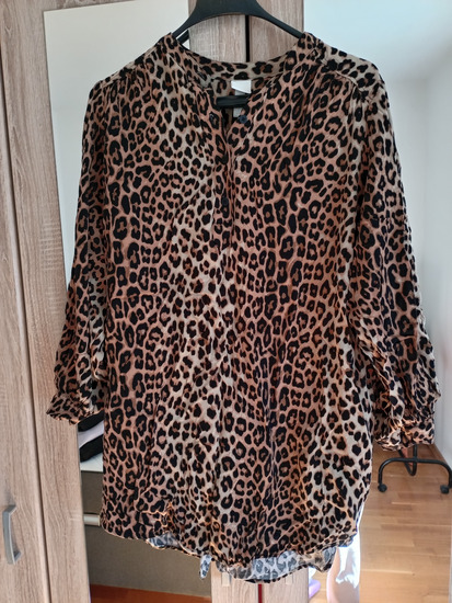 H&M animal print tunika od viskoze