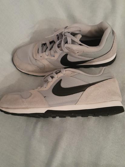 Nike patike 41 (26cm) md runner