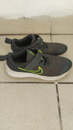 Nike patike br 34 za fizicko ili trening