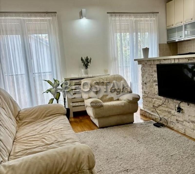 Zemun - Gornji grad #58743
850 €