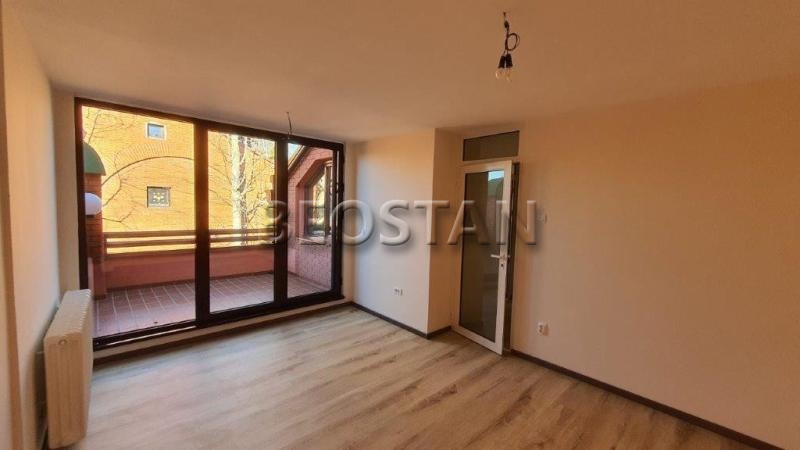 Bežanijska kosa - Bezanijska kosa 1 #58853 1.500 €