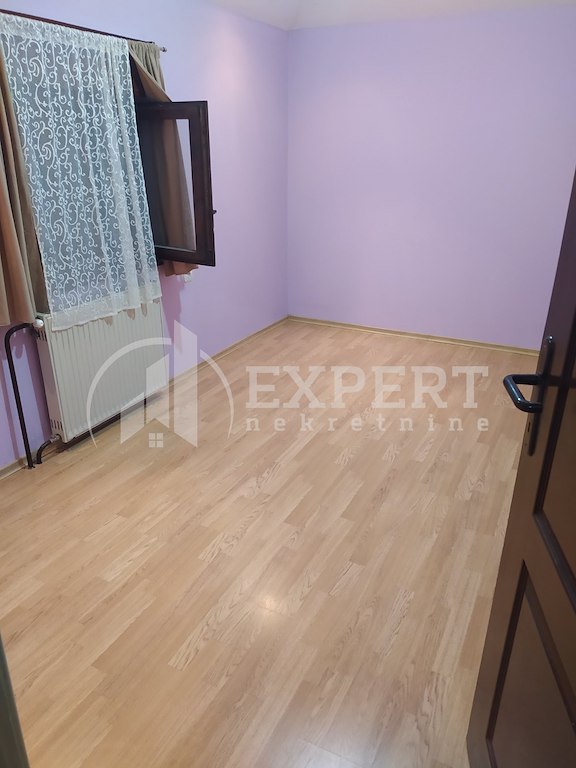 četvorosoban stan, 106 m2, Pantelej, Vukašina Mrnjavčevića ID: i-07176