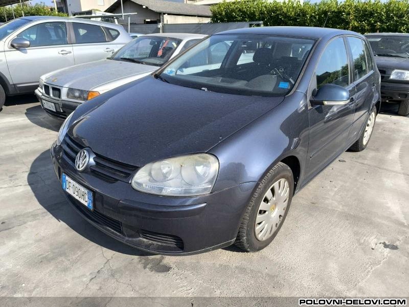 Volkswagen Golf 5 1.6 Benz Maska Izmedju Farova 03-08