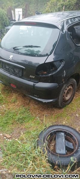 Peugeot 206 1.4hdi Kompletan Auto U Delovima