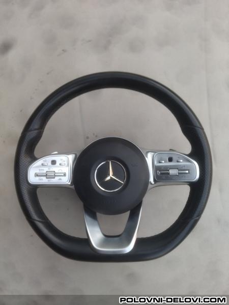 Mercedes E Volan W213 Enterijer