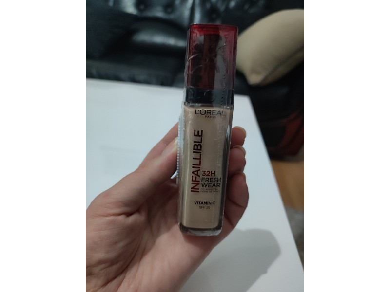 Loreal Infallible tecni puder, NOVO