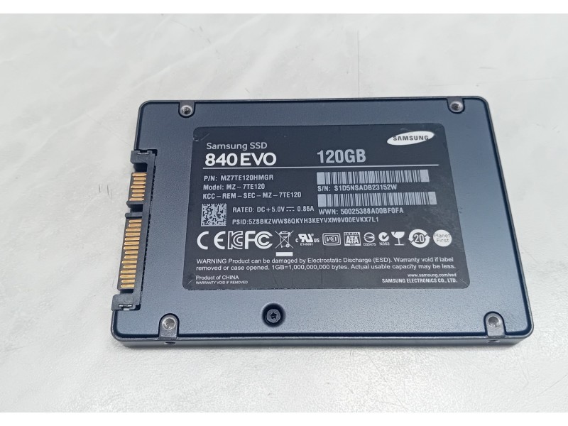 ssd 120gb Samsung evo 840 sata III ispravan