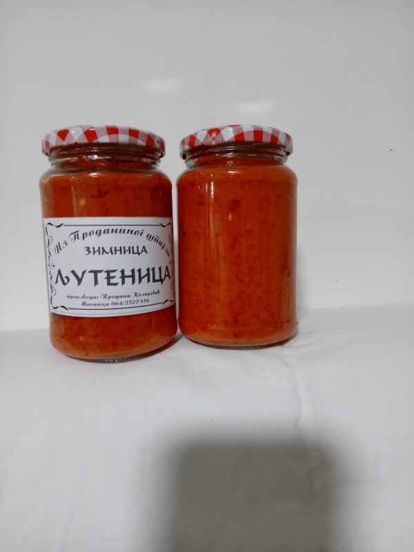 Ljutenica od pečenih paprika sa belim lukom i paradajzom 370ml, gazdinstvo Kolarević