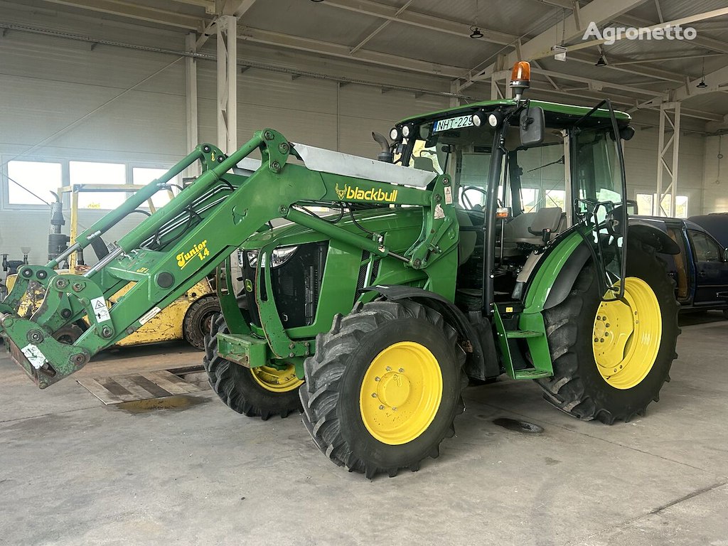 John Deere 5100 M traktor točkaš