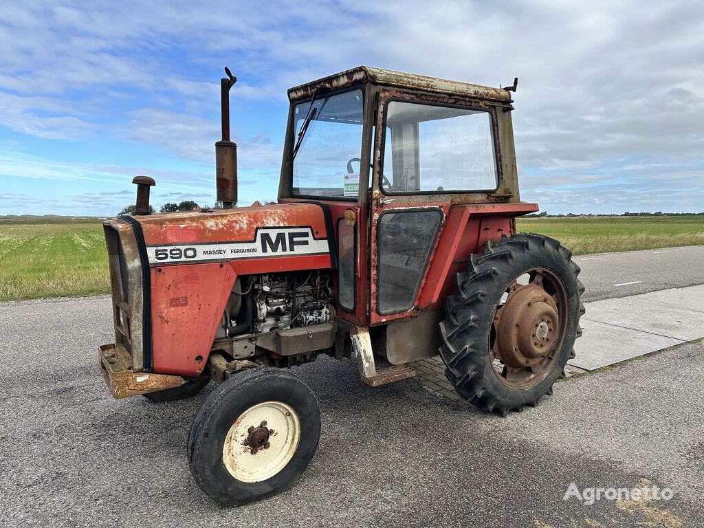 Massey Ferguson 590 traktor točkaš