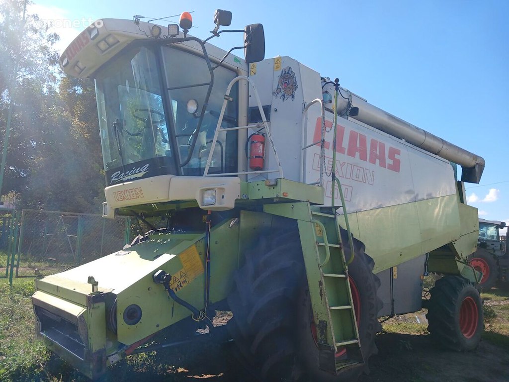 Claas Lexion 460 v Lizynh kombajn za žito