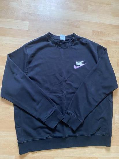 Novi original Nike duks