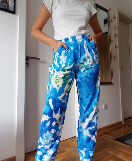 Shein šarene šuškave pantalone