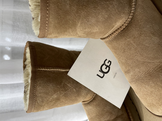 UGG W CLASSIC